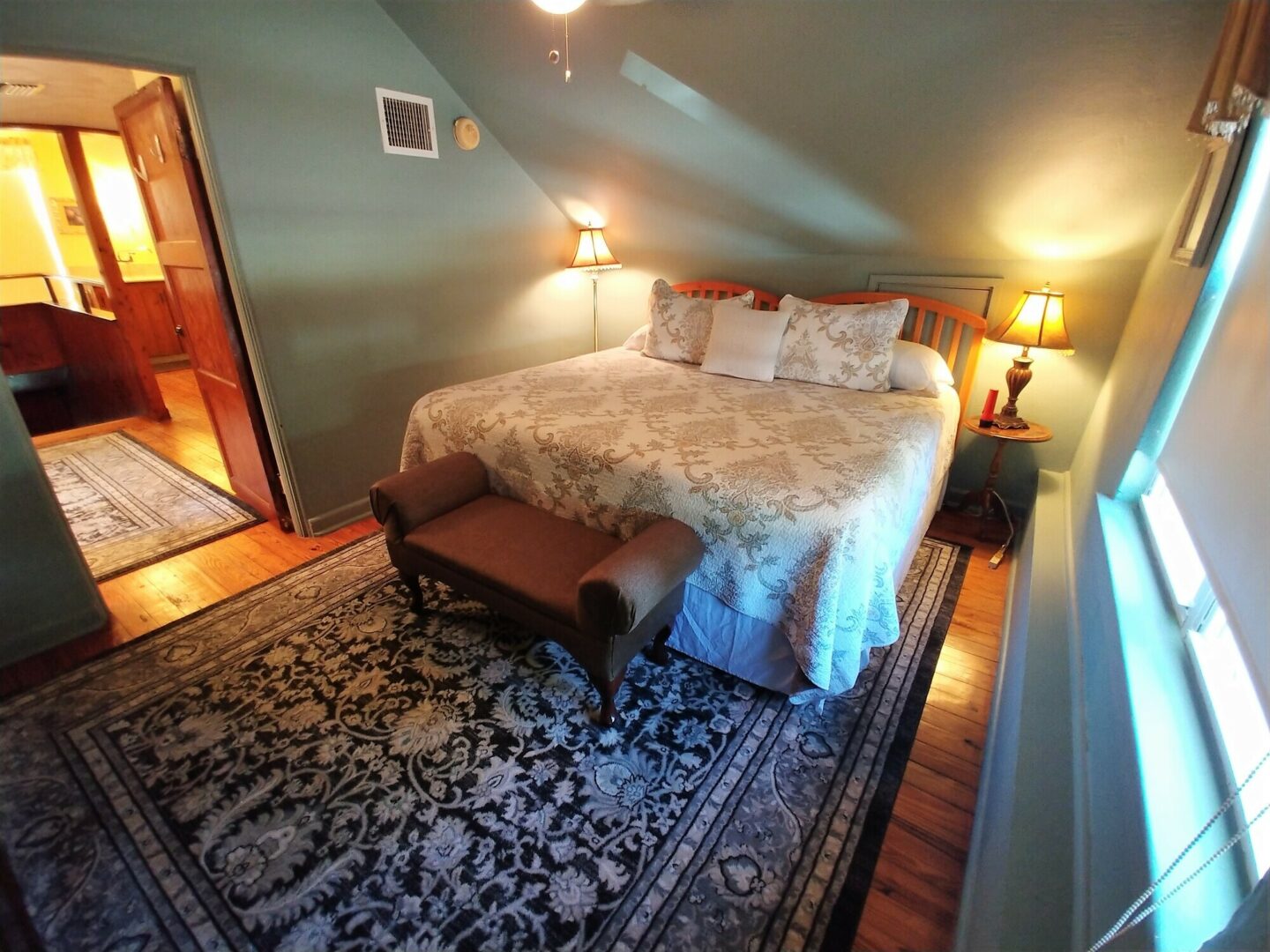 Tremain Street – Hideaway Unit (no pets) – Tremain Street Cottages